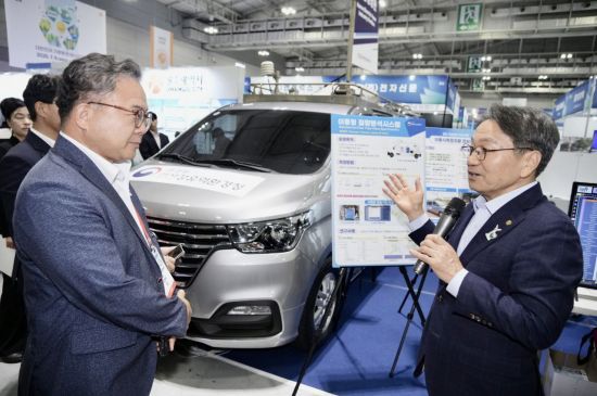 탄소중립 신기술 'KEET 2025', 1만7,400명 다녀갔다 : zum 뉴스