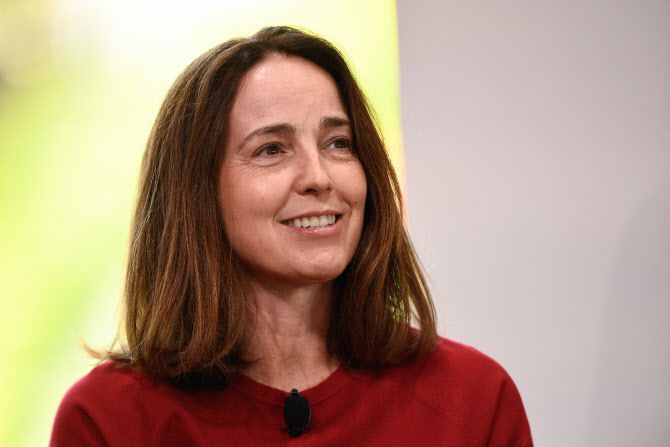 챗GPT 광고 도입할까…오픈AI CFO, 인터뷰서 가능성 언급 : zum 뉴스