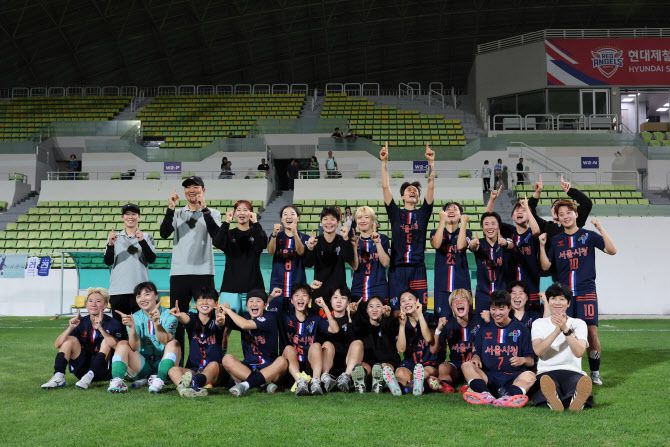 ‘화천 KSPO를 향해’ 서울시청vs현대제철, WK리그 PO 격돌 : zum 뉴스