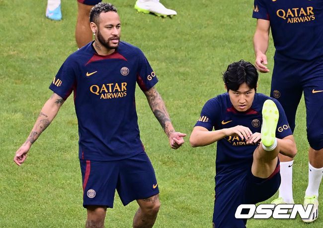 호나우지뉴-호비뉴 & '강이뉴' 이강인, "이강인=NeyLee, 네이마르가 좋아하는 선수" : zum 뉴스