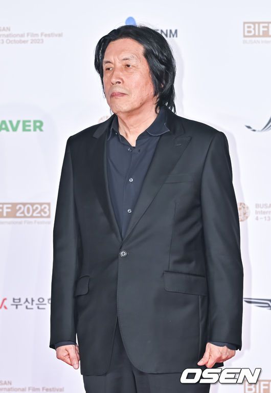 "母 지극 정성으로 돌봤다"…이창동 감독 해명한 故윤정희 가족사 (28회 BIFF)[Oh!쎈 초점] : zum 뉴스