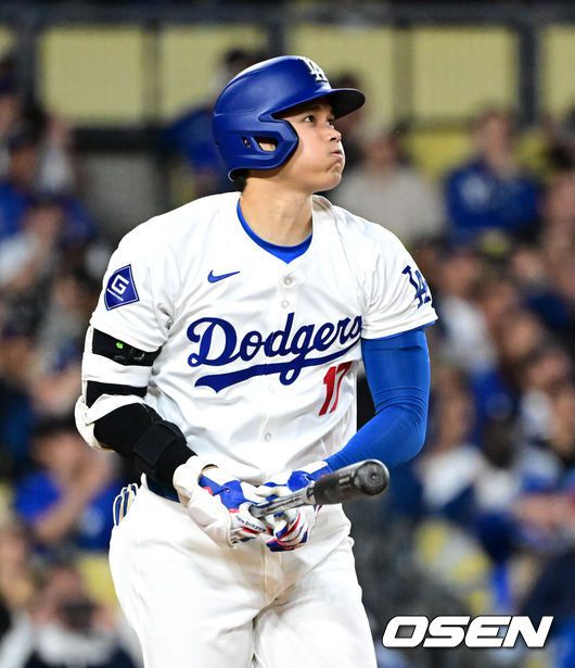 ‘8G 무홈런→131m 초대형 홈런 폭발’ 오타니 “초조했지만 빨리 치고 싶은 마음 참았다” [오!쎈 LA] : zum 뉴스
