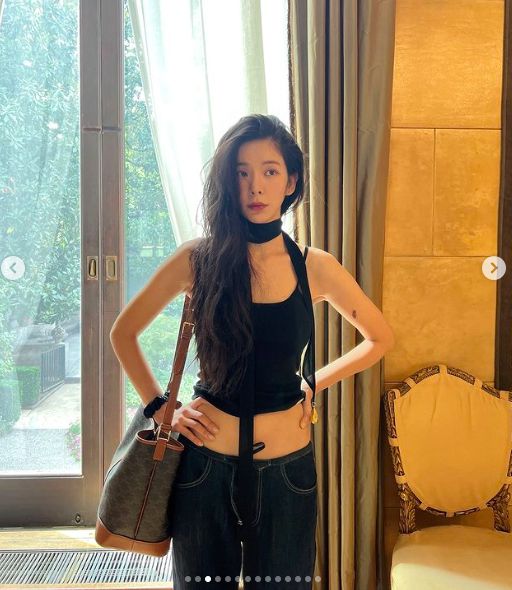 ‘47kg’ 장재인, 살 쏙 빼더니 바지가 헐렁..‘납작배’ 몸매 자랑 [★SHOT!] : zum 뉴스