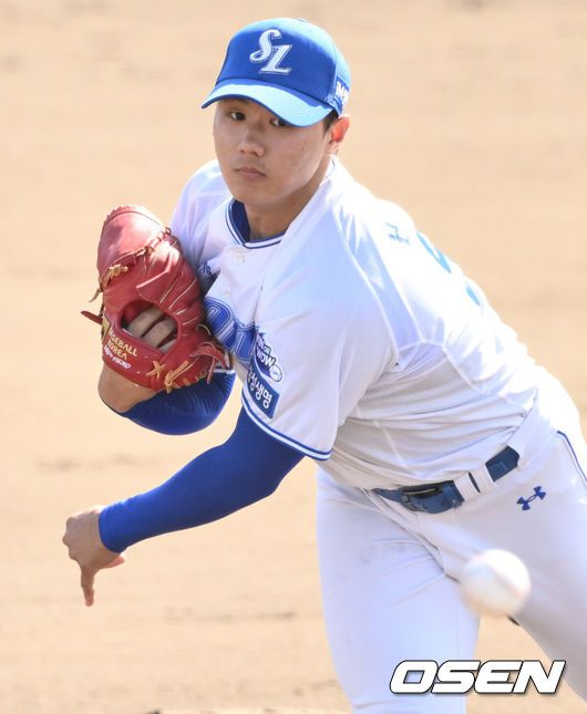 '최고 152km 쾅!→KKK' 오승환과 권혁 섞어 놓은 새 필승 카드 등장 : zum 뉴스