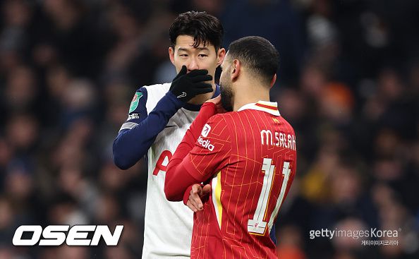 '흥민아 내가 호날두 제쳤어' 살라, 통산 7번째 EPL 이달의 선수 우뚝... 최다 수상 반열 : zum 뉴스