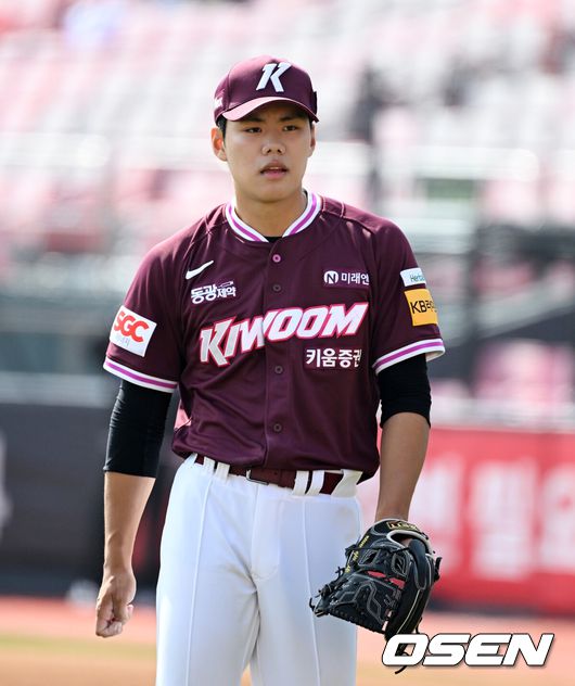 첫 등판에서 5홈런, 알고보니 KBO 역대 타이...사령탑은 감쌌다 "공격적으로 던지더라" [오!쎈 광주] : zum 뉴스