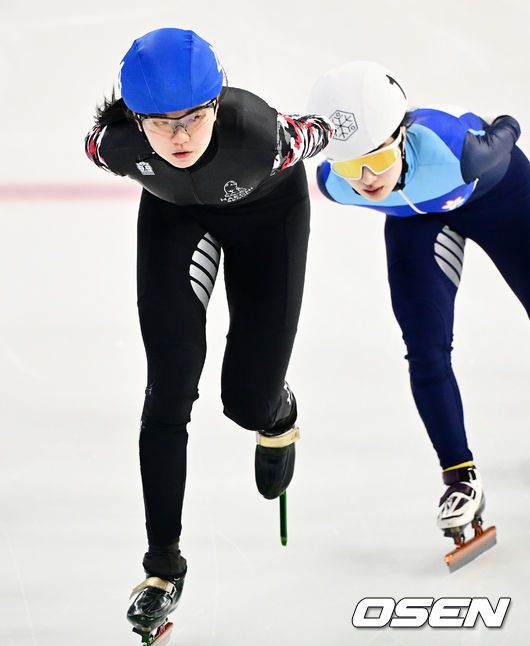 [사진]심석희, 국가대표 1차 1500m 4위 : ZUM 뉴스