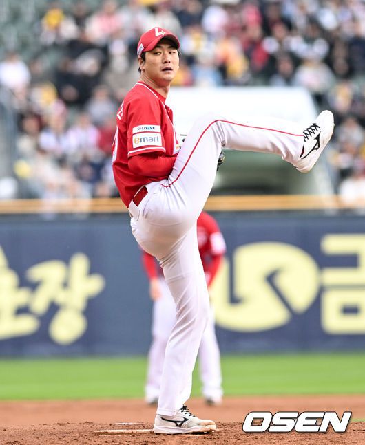 [사진]김광현, 'SSG의 3연승을 위해' : ZUM 뉴스