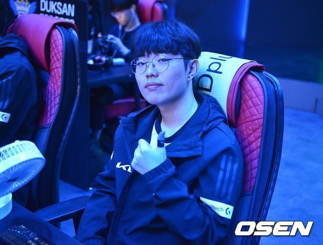 [PMPS] ‘돌아왔구나 디플’…DK, 파이널 첫 날 ‘3치킨’ 선두(종합) : zum 뉴스