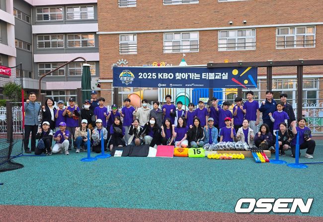 ‘KBO 찾아가는 티볼교실 10주년’ 대표팀 류지현 감독 “야구 저변 확대 선순환, 1000만 관중 밑거름 됐다” : zum 뉴스