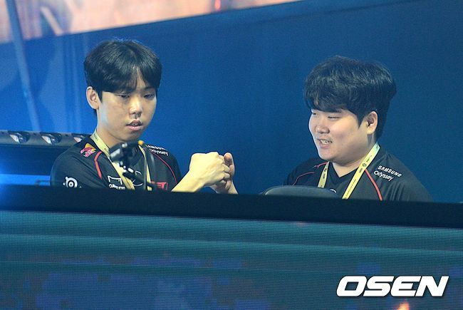 [PGS 8] ’이번엔 달라’…韓 배그, 파이널 1일차 T1 2위-DNF 4위 순항 시작 : zum 뉴스