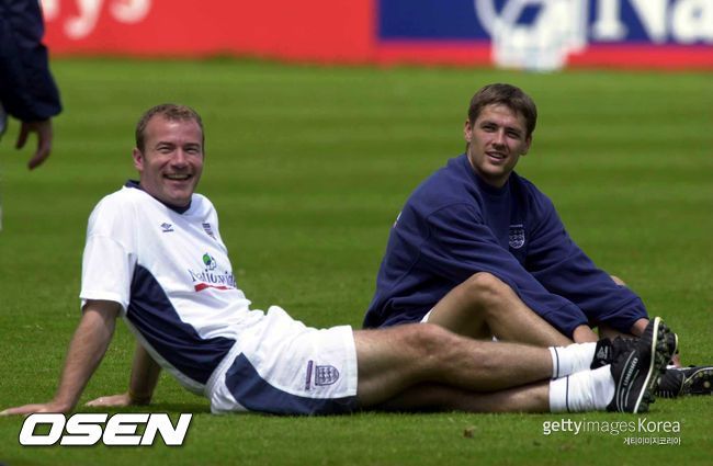 英 전설들의 충격 불화! EPL 최다골 VS 발롱도르 수상자, 설전 후 6년째 의절 : ZUM 뉴스