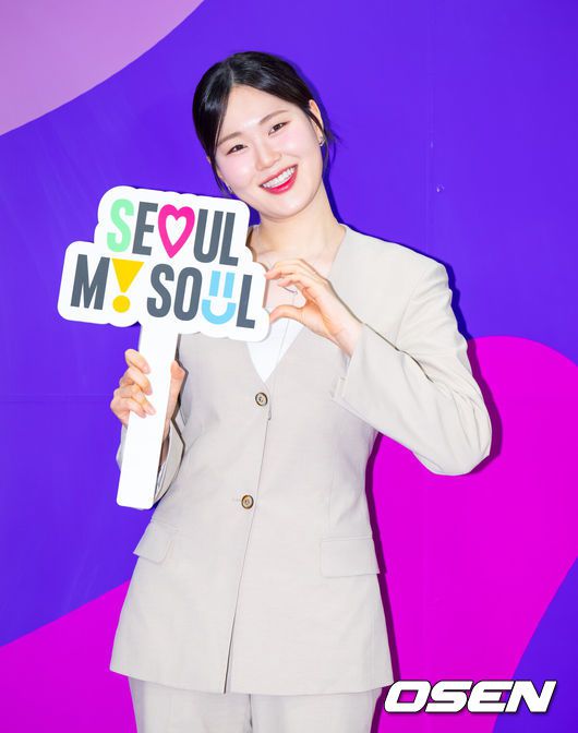 엄지윤, 서울시 얼굴 됐다..“기쁘고 영광스러워” 소감 : zum 뉴스