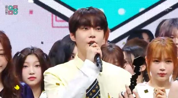 NCT 도영, '음중' 1위.."나보다 더 나를 사랑해주는 시즈니, 고맙고 미안" 뭉클 소감[종합] : zum 뉴스