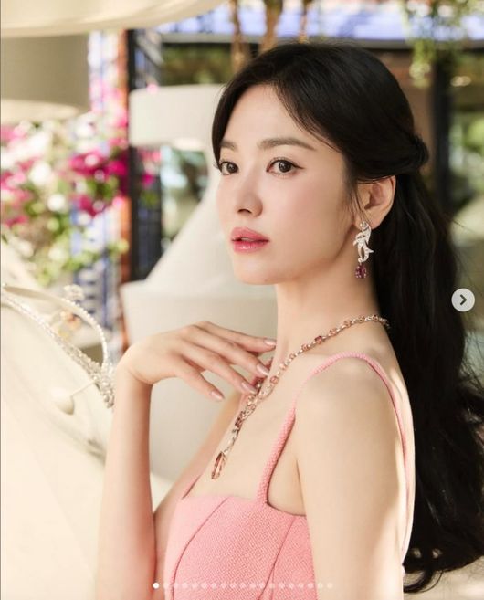 송혜교, 또 레전드 경신..'여신'이었다 : zum 뉴스