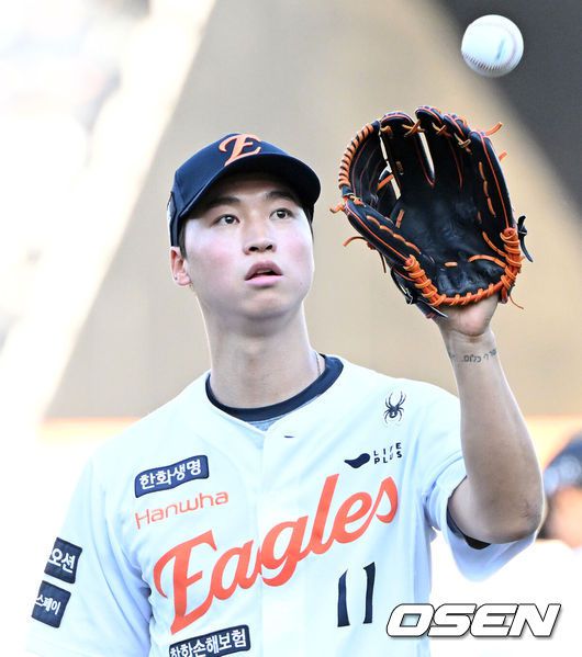 '152km 쾅쾅' 이래서 엄상백을 포기 못했다…마침내 활용법 찾은 한화, PS 불펜 카드 되나 : zum 뉴스