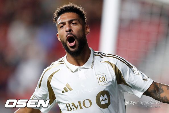 ‘내가 득점왕 만들어줄게’ 손흥민 버프 받은 부앙가, 메시와 MLS 득점왕 경쟁 : zum 뉴스