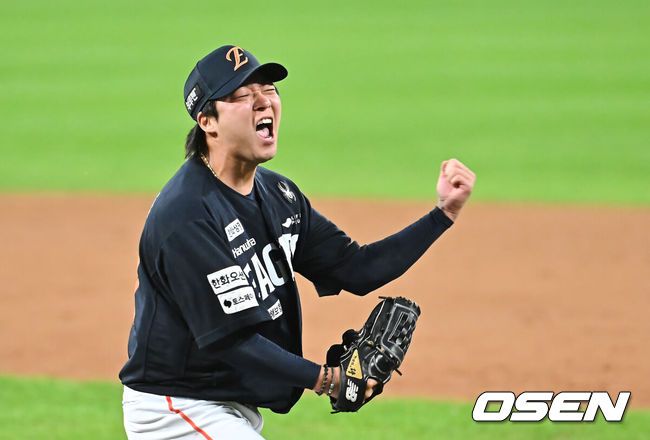 오늘이 가장 싸다! 예비 FA, PO 특급 필승 카드 맹활약...몸값 오르는 소리 들린다 [PO3] : zum 뉴스