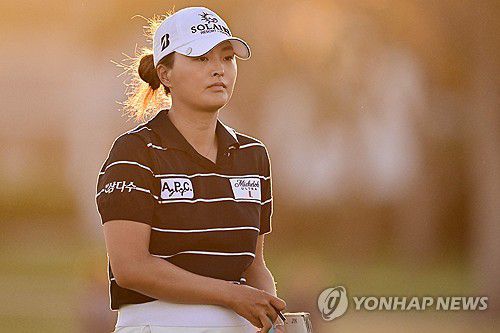 고진영, LPGA 투어 파운더스컵 2R 단독 선두…윤이나 컷 탈락 : zum 뉴스