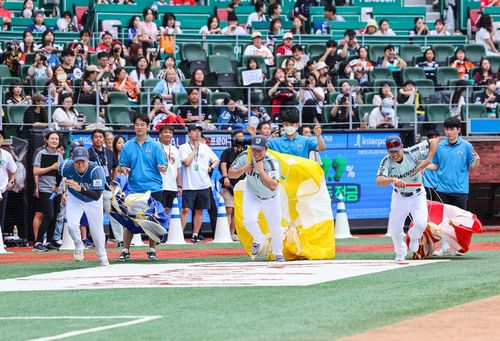 KBO, 올스타전 썸머레이스 참여할 어린이 팬 모집 : ZUM 뉴스