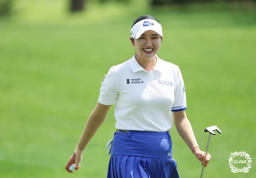 박혜준, KLPGA 롯데오픈 3R 선두 도약…노승희 1타 차 추격 : zum 뉴스