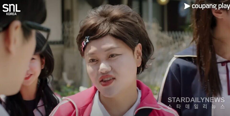 [SNL KOREA] 신스틸러 '김민교', 두산 시구부터 경기도 홍보대사까지 : ZUM 뉴스