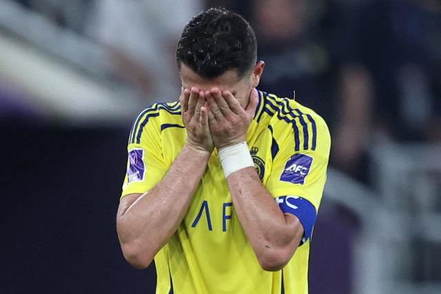 'ACLE 탈락' 호날두, 눈물 흘리고 이상 행동까지...亞 무대 3시즌째 '무관' : zum 뉴스