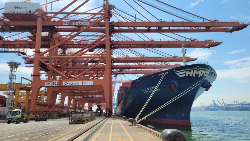 HMM, SK해운 사업부 매각 우선협상자로 선정 : zum 뉴스