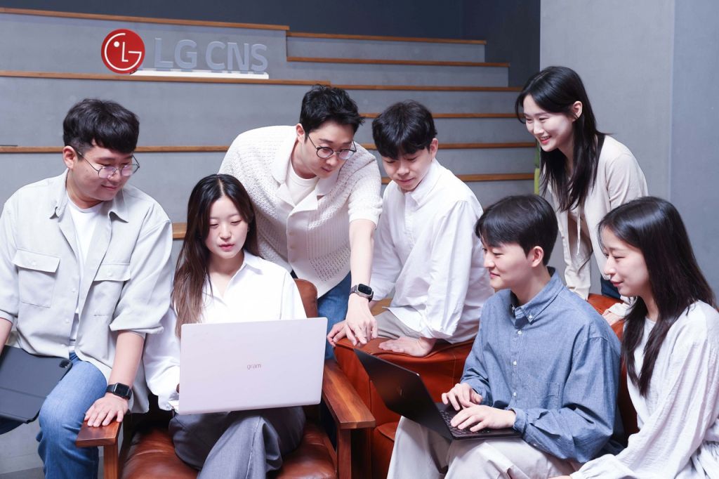 LG CNS, 채용·육성 투트랙으로 AI 인재 ‘1000명’ 확보한다 : ZUM 뉴스