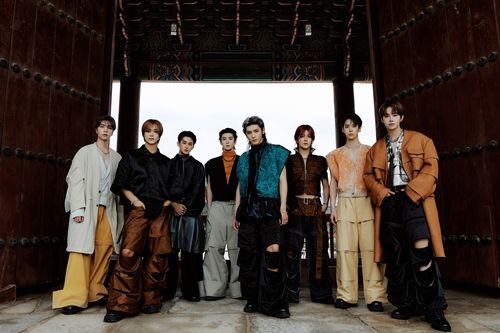 NCT 127 태용, ‘2024 유니버설 슈퍼스타 어워즈’ 출연…추가 라인업 공개 : ZUM 뉴스