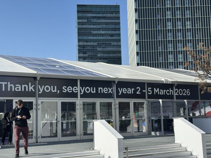 [MWC 2025]XR부터 AI 비서·로봇까지…바르셀로나서 만난 미래상 : zum 뉴스