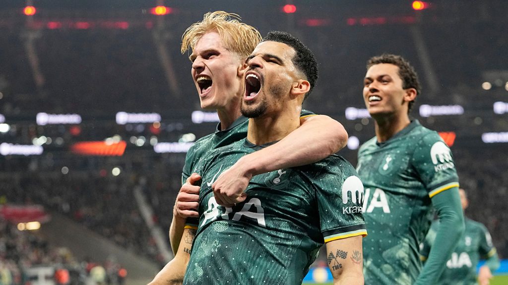 토트넘 UEL 4강 진출에 손흥민 "너희 모두가 너무 자랑스러워" : zum 뉴스