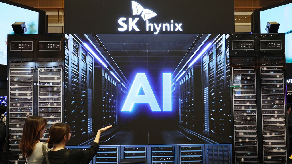 'HBM 강자' SK하이닉스, 삼성 제치고 1분기 D램 점유율 1위 : ZUM 뉴스