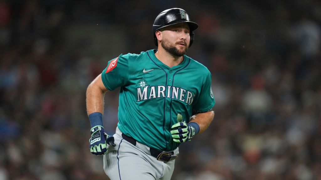 'MLB 전반기 홈런 1위' 롤리, 미국 대표팀 포수로 내년 WBC 출전 : zum 뉴스