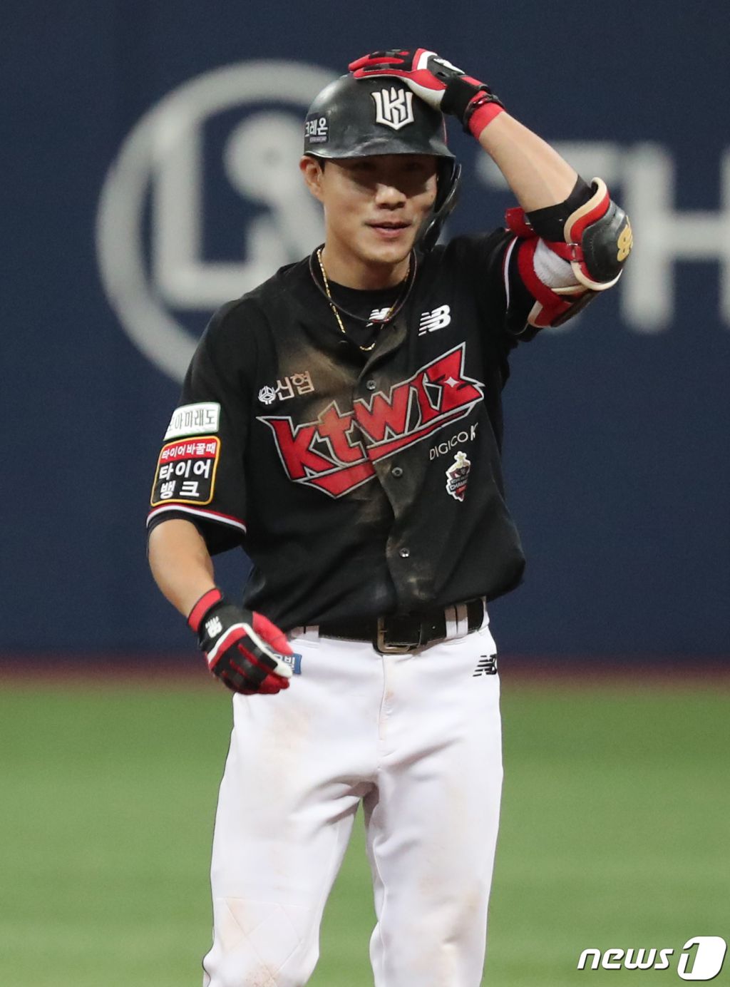 [준PO3] '담 증세' KT 심우준, 선발 복귀 "힘들어도 버텨내야 해" : zum 뉴스