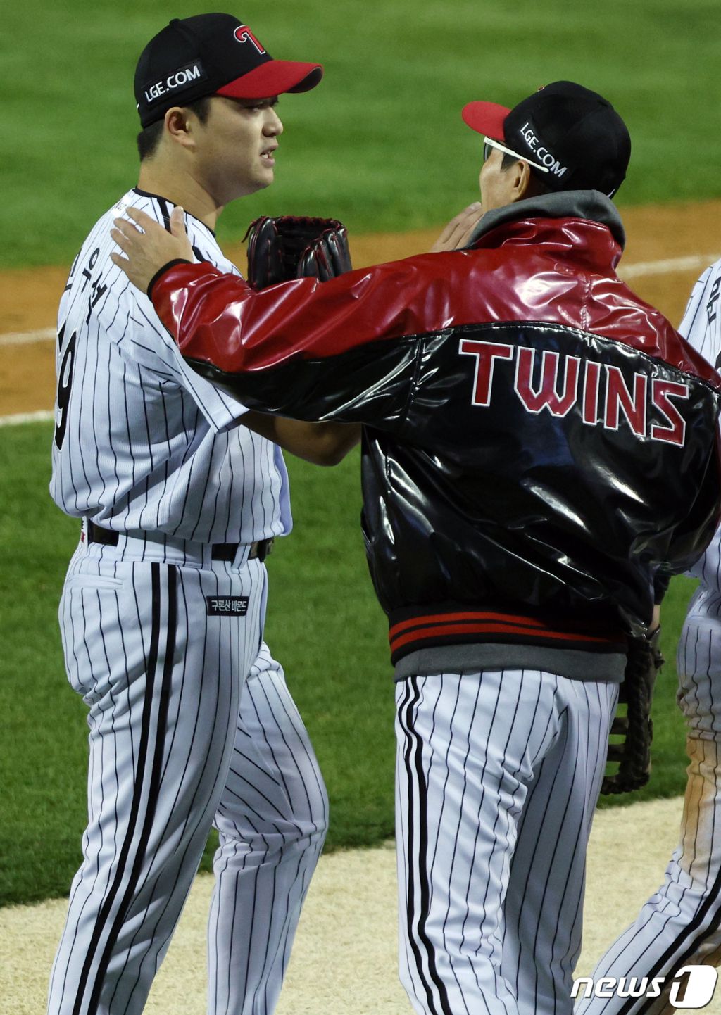 언젠가는 MLB로 갈 고우석…LG, '포스트 고우석'을 준비한다 : zum 뉴스