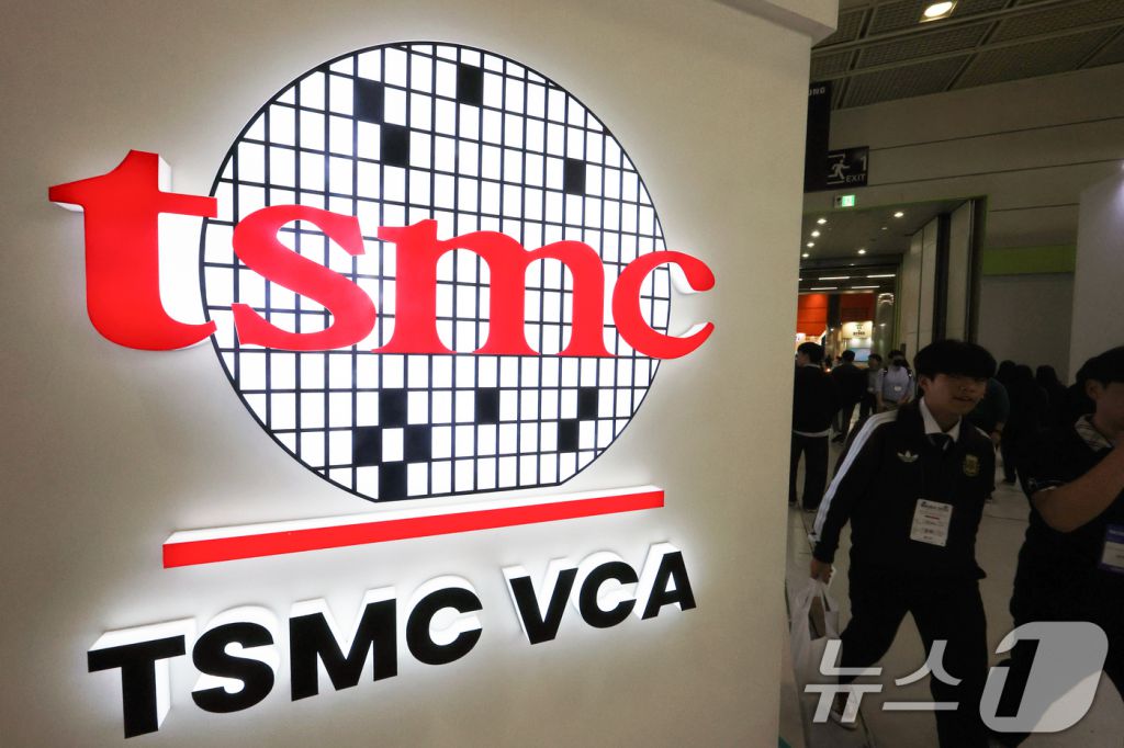 TSMC, 1분기 매출 41.6%↑…"美 관세 전 AI 서버 수요 강세" : zum 뉴스