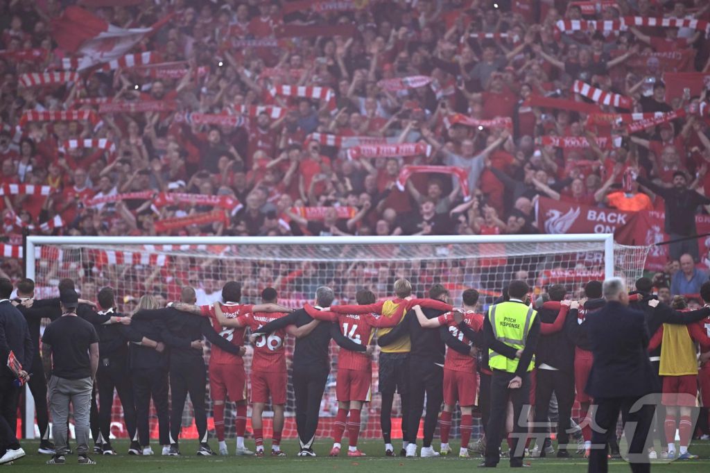 리버풀, 손흥민 빠진 토트넘 5-1 완파…EPL 우승 확정 : zum 뉴스