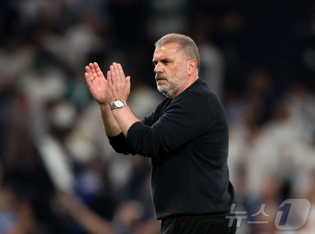 UEL 준결승 1차전 완승…토트넘 감독 "선수들 경기력 훌륭했다" : ZUM 뉴스