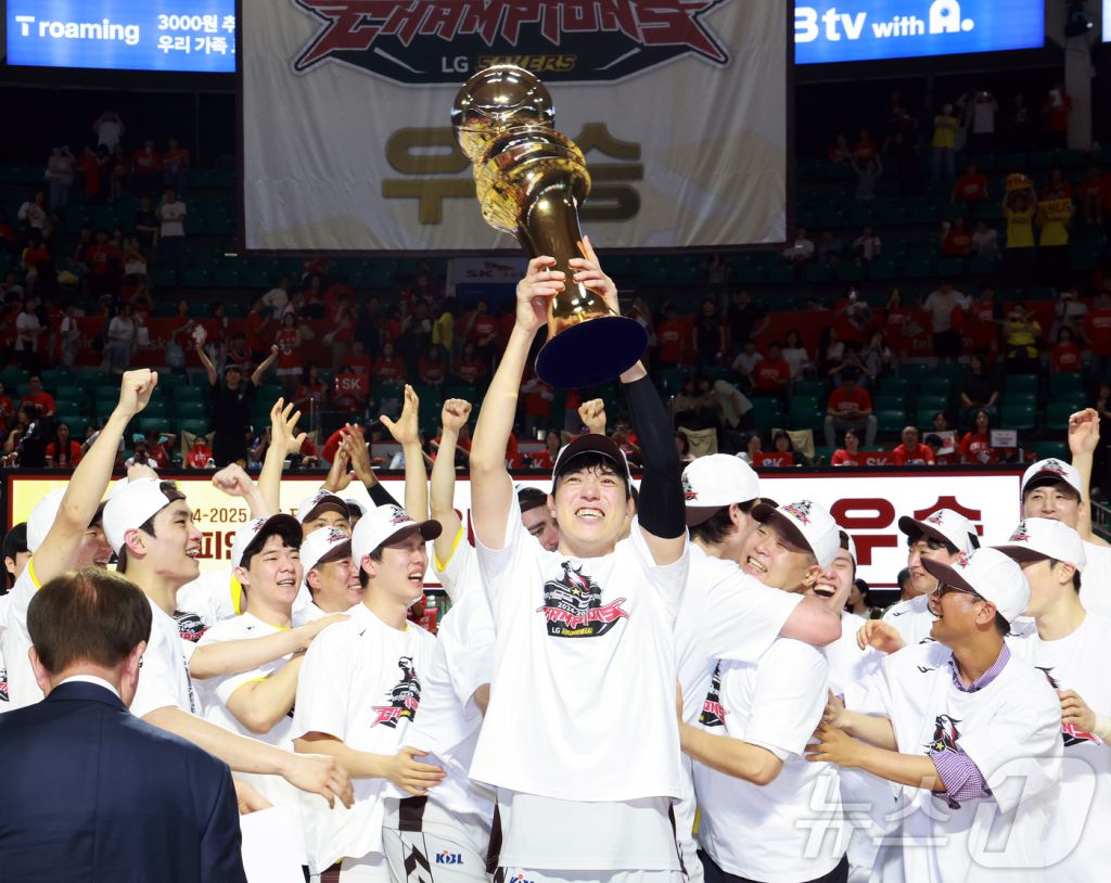 창원 LG, 창단 28년 만에 KBL 정상 등극 : ZUM 뉴스