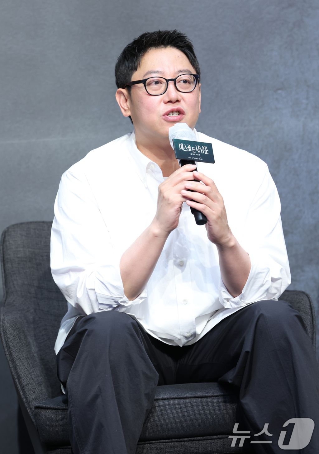 '메스를 든 사냥꾼' 연출한 이정훈 PD : ZUM 뉴스