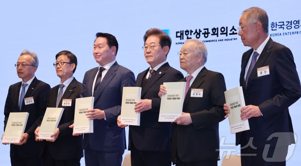 이재명 만난 경제6단체 "美관세 협상·내수진작, 앞장서 돕겠다"(종합) : zum 뉴스