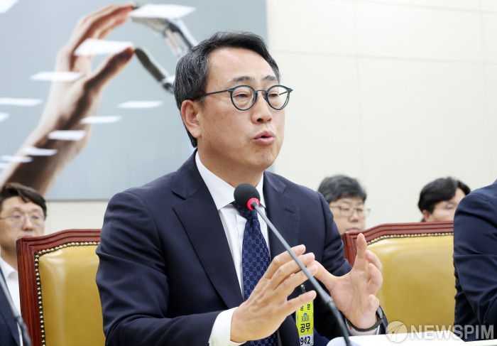 SKT '위약금 면제' 전방위 압박…점유율 지각변동 가능성 : zum 뉴스