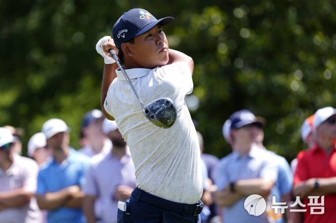 PGA 챔피언십 8위 김시우, 세계 59위로 상승... US오픈 출전권 획득 : zum 뉴스