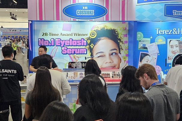 코스노리, 'K-COLLECTION with KCON LA 2025' 성료…글로벌 시장 확대 : zum 뉴스