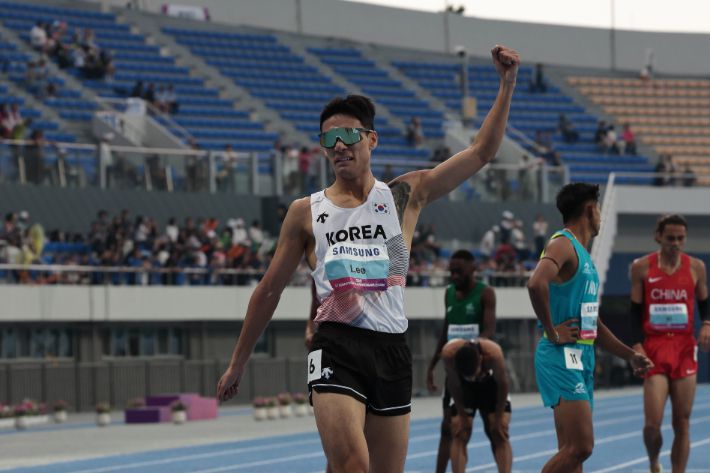 이재웅, 亞 육상선수권 남자 1500m 은메달 "1등 되도록 노력" : ZUM 뉴스