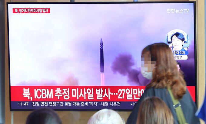 김여정 ‘위협’ 하루 만에 ICBM 쏜 北 … 尹 “더 강력한 대응 직면할 것” : zum 뉴스
