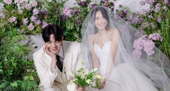 ‘비정상회담’ 로빈, 5월 결혼…신부는 LPG 출신 김서연 : ZUM 뉴스