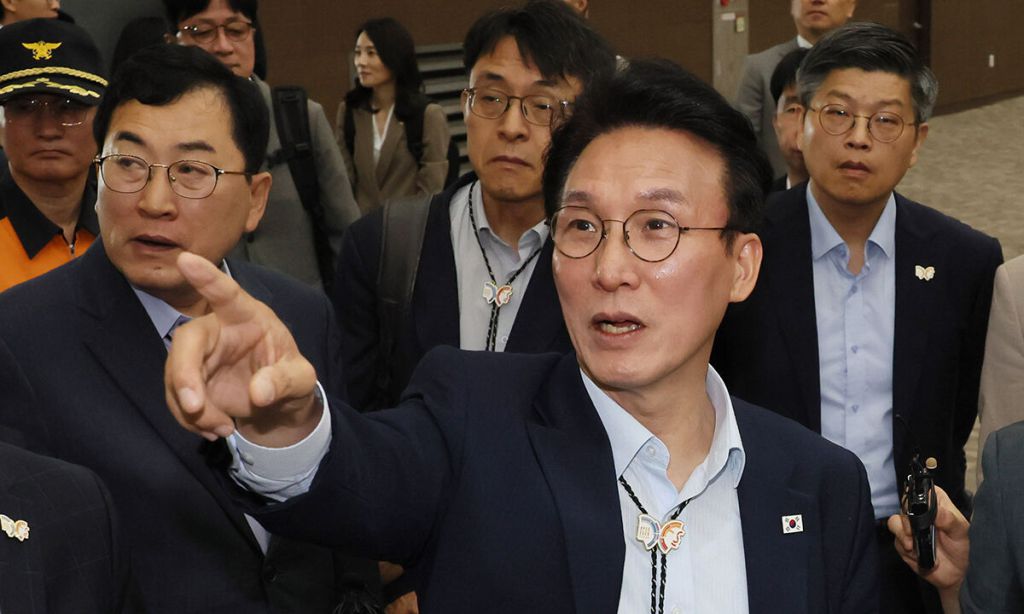 APEC 점검 나선 김민석 총리…이 대통령·김 총리 SNS로 ‘실시간 소통’도 : zum 뉴스