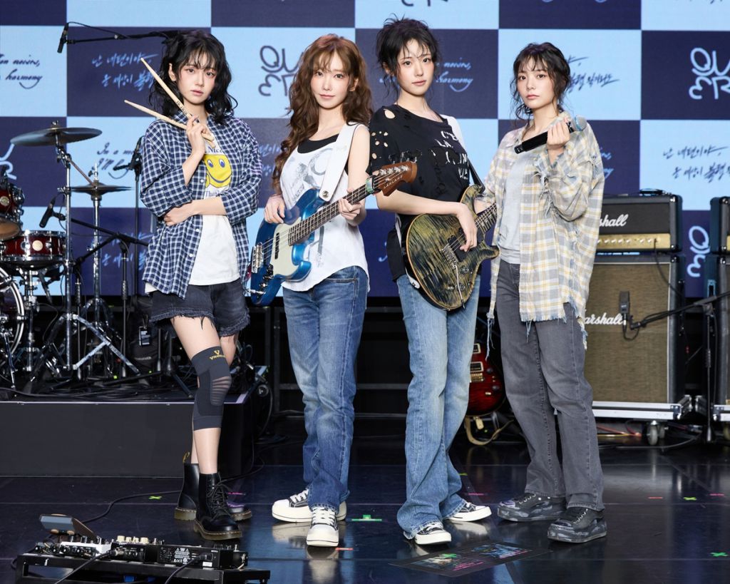 “QWER 첫 페이지 완성”…위로의 ‘눈물참기’, 4연속 흥행 노린다 [SW현장] : zum 뉴스